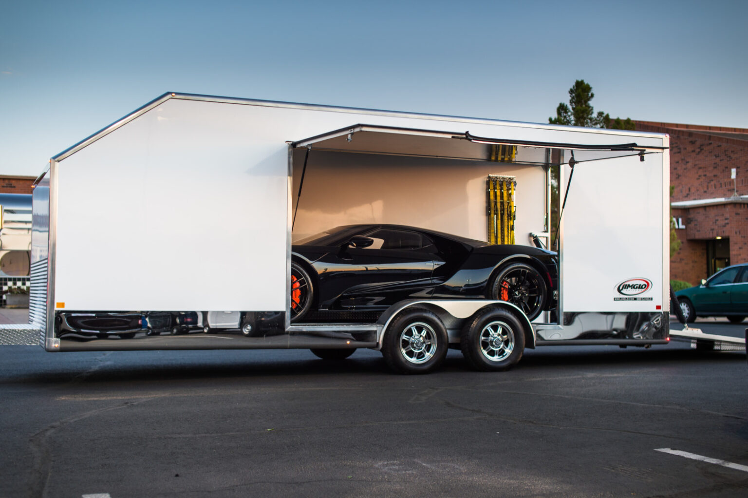 JIMGLO Trailers - The Ultimate Carrying Case For Your Car